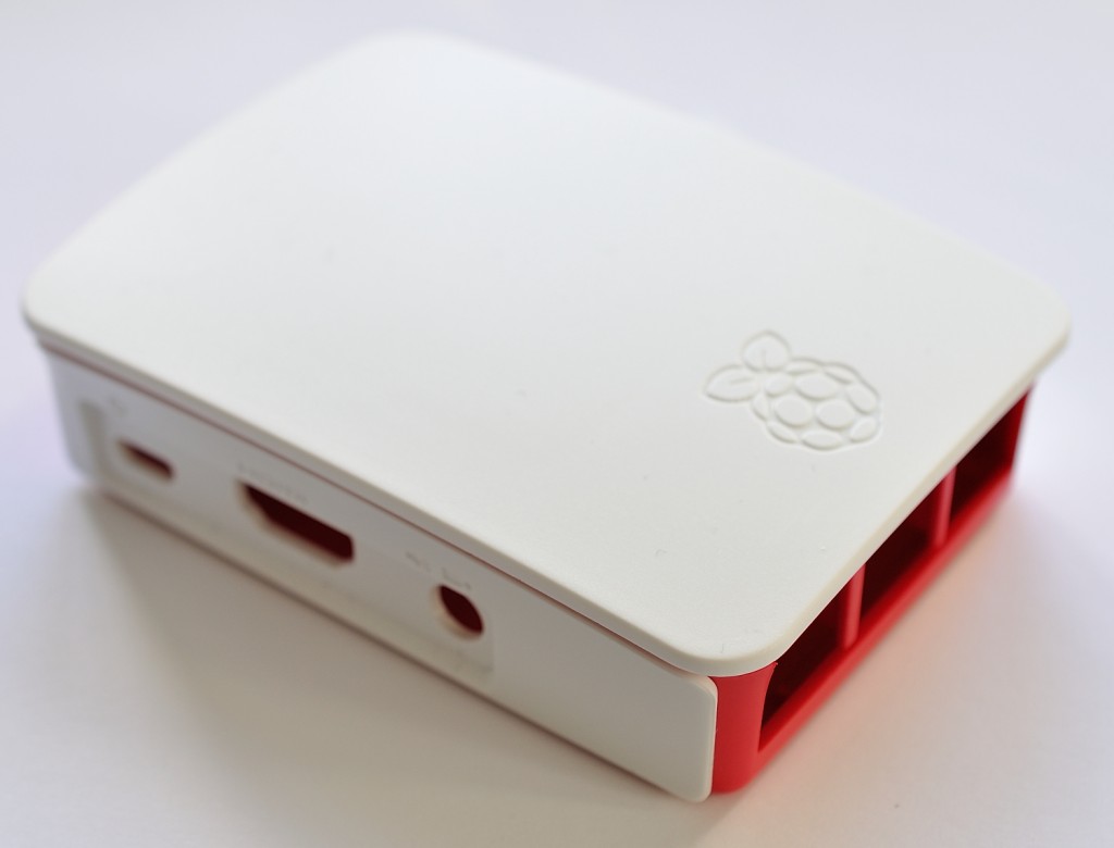Official-Raspberry-Pi-Case_1500 – RasPi.TV